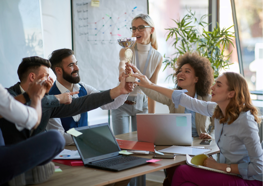 Innovative Employee Rewards Ideas for a Thriving Workplace - LCM